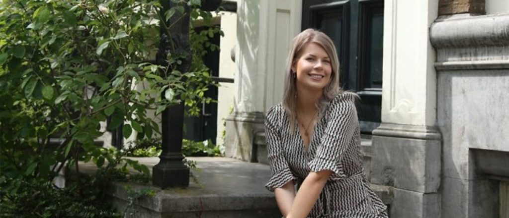 Wie is Madelon Vos? – Reviewfabriek.nl